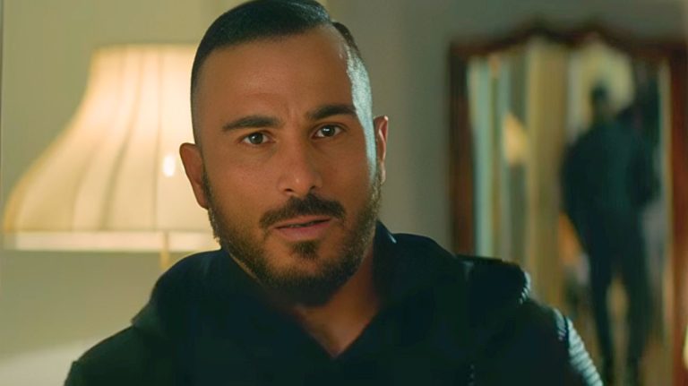 Mario Martone riscrive Napoli: il capolavoro candidato a Venezia e ai ...